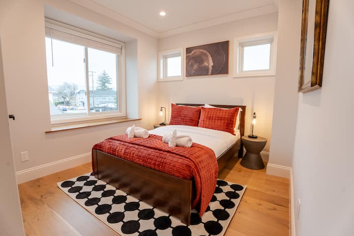 Redwood Oasis - 2024 Renovated, Fast Wi-fi - San Carlos, CA