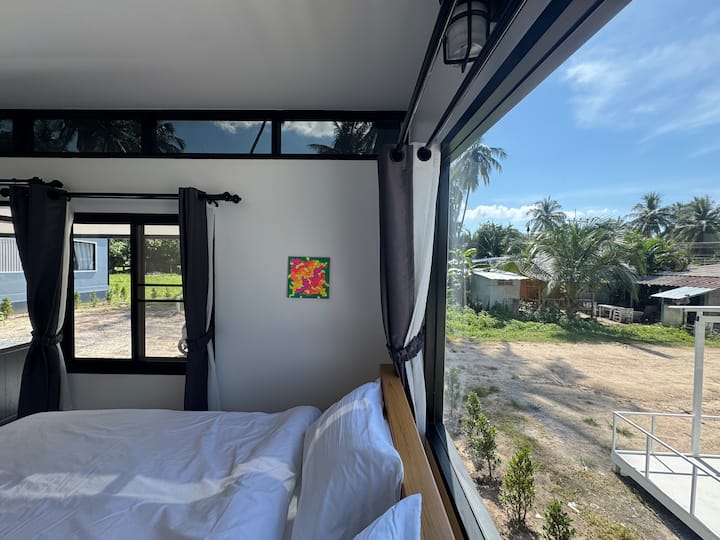 Srithanu Abstract - Ko Pha-ngan