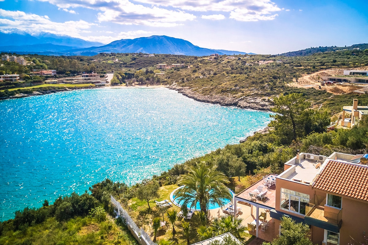 Villa frente al mar con acceso directo al mar y piscina privada - Casas ...