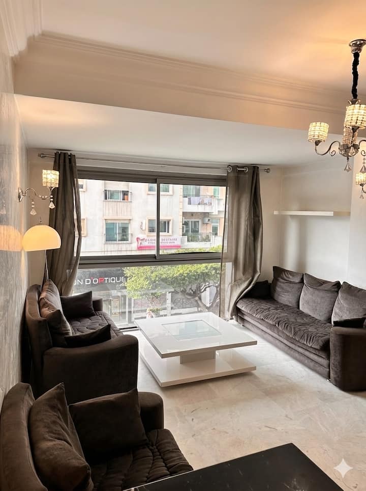 Appartement Centre-ville Avec Piscine - Tánger