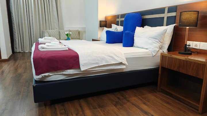 Le Mod Casa - Blue Sky - グルガーオン