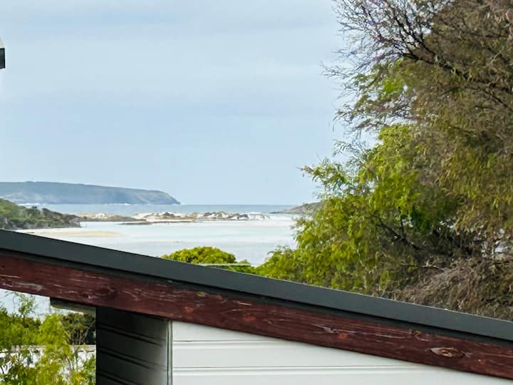 ‘Maggie’ Brand New Eco-cabin With Bay Views - Bremer Bay