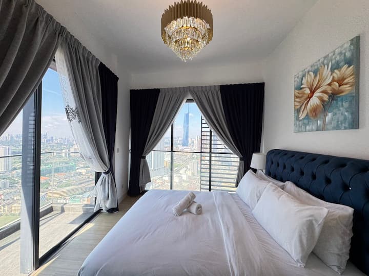 Elite Continew 1 To 6 Pax - Trx Klcc Ikea - Kuala Lumpur