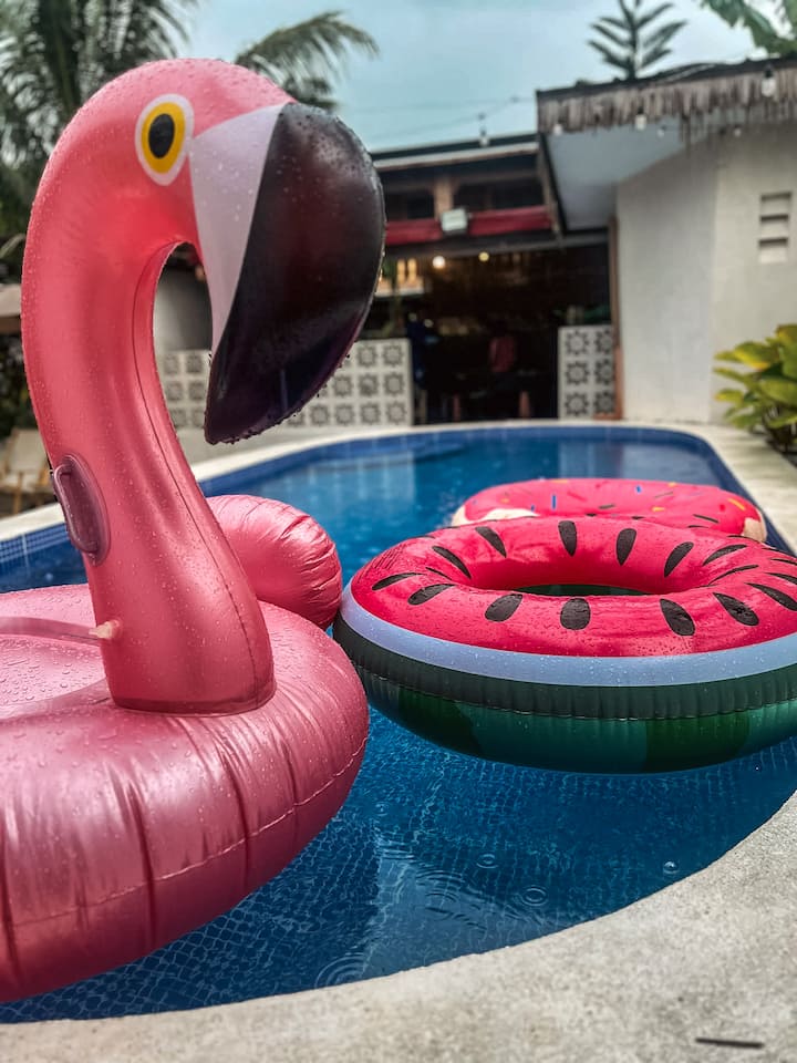 Escape The City And Take Refuge In Our Villa. - Tagaytay