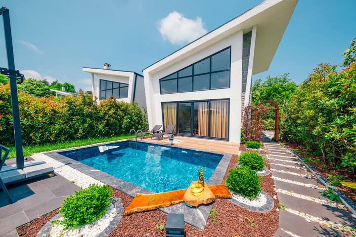 Begonvil Villa With Heated Pool And Comfortable Sapanaca - Sakarya