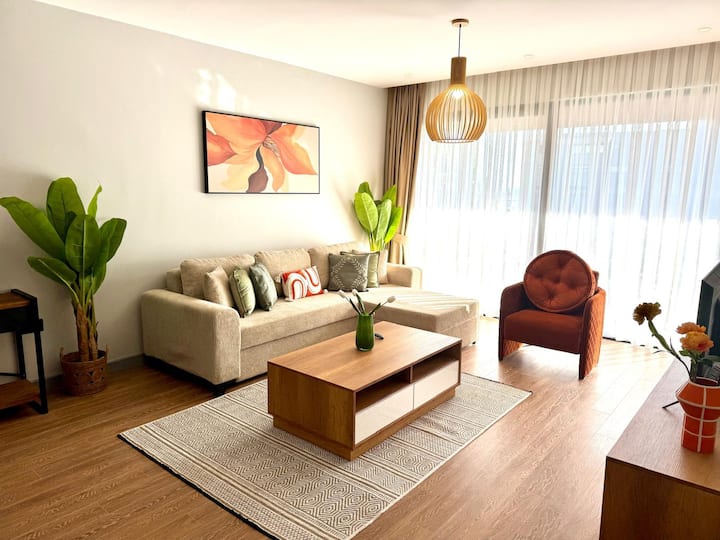 Deniz Manzaralı • Aydınlık & Konforlu - Famagusta