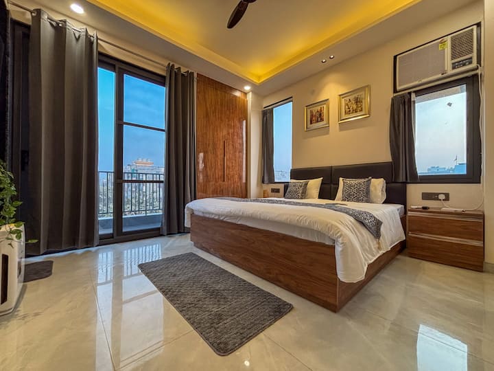 Freshnest | Private 1bhk Flat Near Millenium Metro - Gurugram