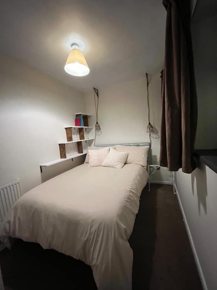 Unique Cosy Small Double In Central Brockenhurst - Brockenhurst