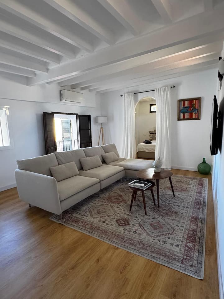 Cosy Apartment In A Prime Palma Location - Palma de Majorque