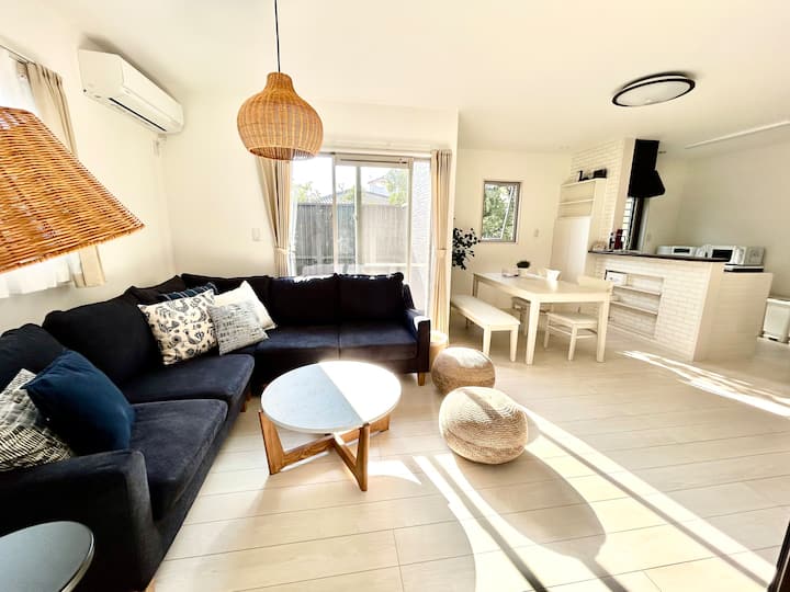 New! Near Golf & Beach. 3br House W/3 Free Parking - 난조시