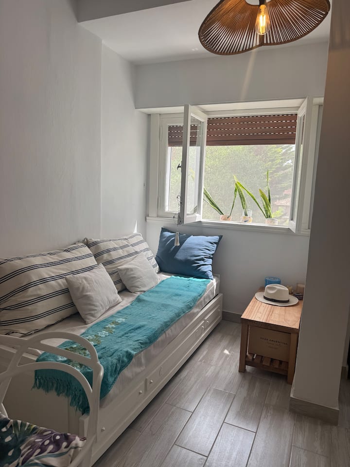 Departamento A 2 Cuadras Del Mar, 2/3 Personas. - Pinamar