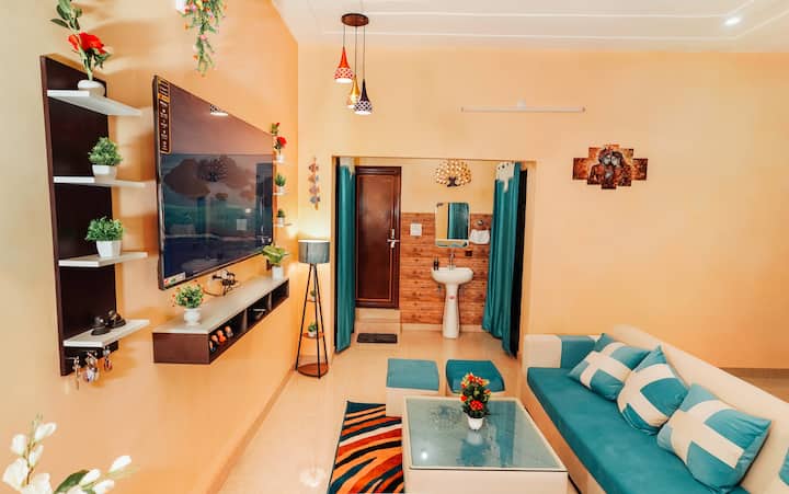 Blenzo Hideaway Kashi 1bhk Near Banaras Station #4 - Varanasi