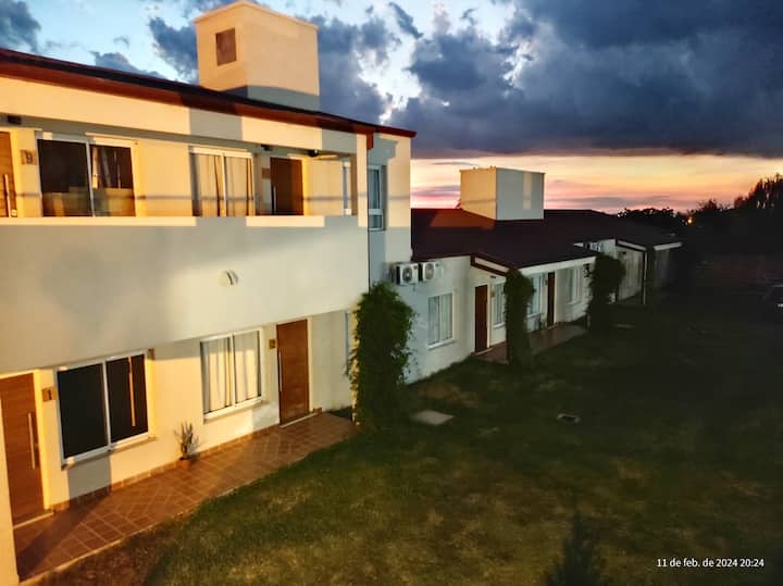 Apart Don Lucio Departamentos 2 Y 10 - La Paz, Argentina