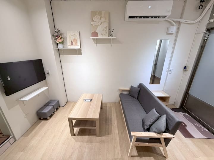 西門簡約質感｜3-6人房｜捷運步行可達 - Taipei