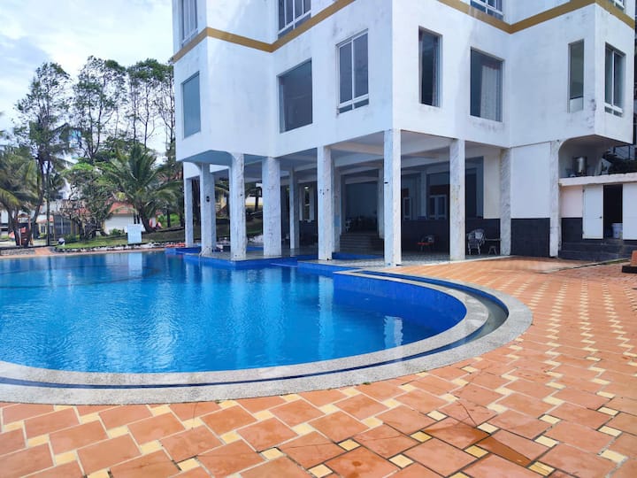 Private Beachfront Villa 4 Bedroom In Center - Phú Quốc