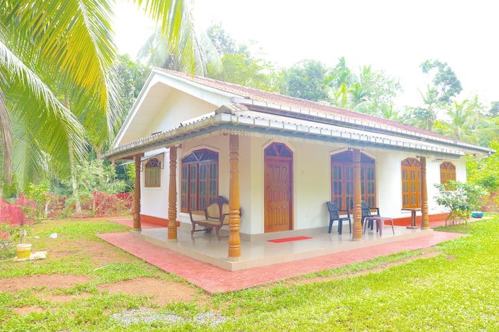 House Is Where Safe&peace In Relax Wit Ur Loveones - Hikkaduwa