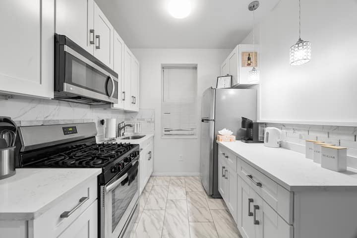 Modern 1br Apartment Easy Nyc Access - West New York, NJ