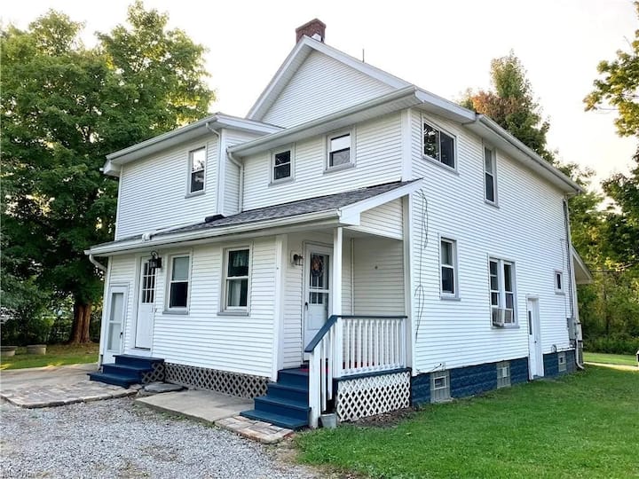 Liberty St. Apartment - Youngstown, OH