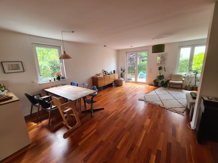 Großzügiges Familienhaus In Neukölln - Berlin