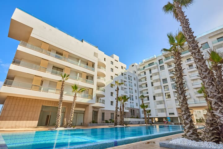 Sea-side | Top Floor| Pool & Free Parking - Morocco