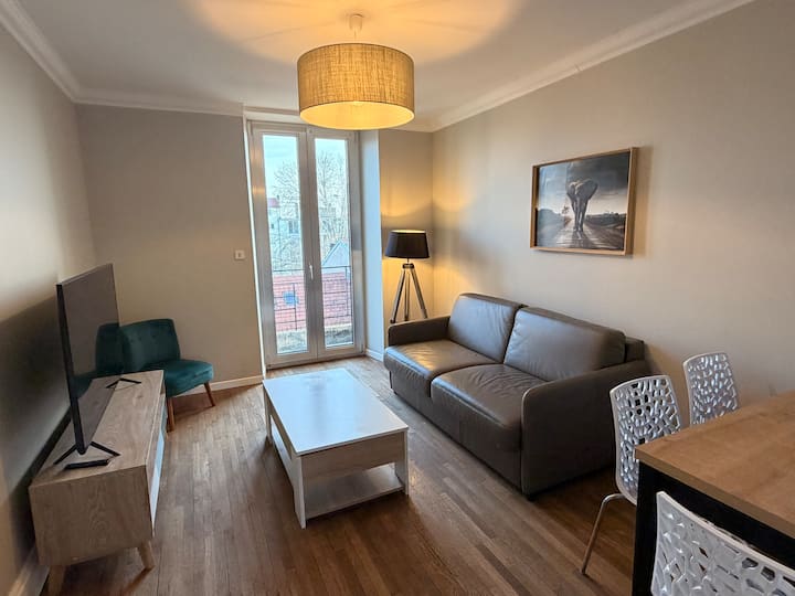 Joli Au Dernier éTage Rénové Avec Parking - Nancy