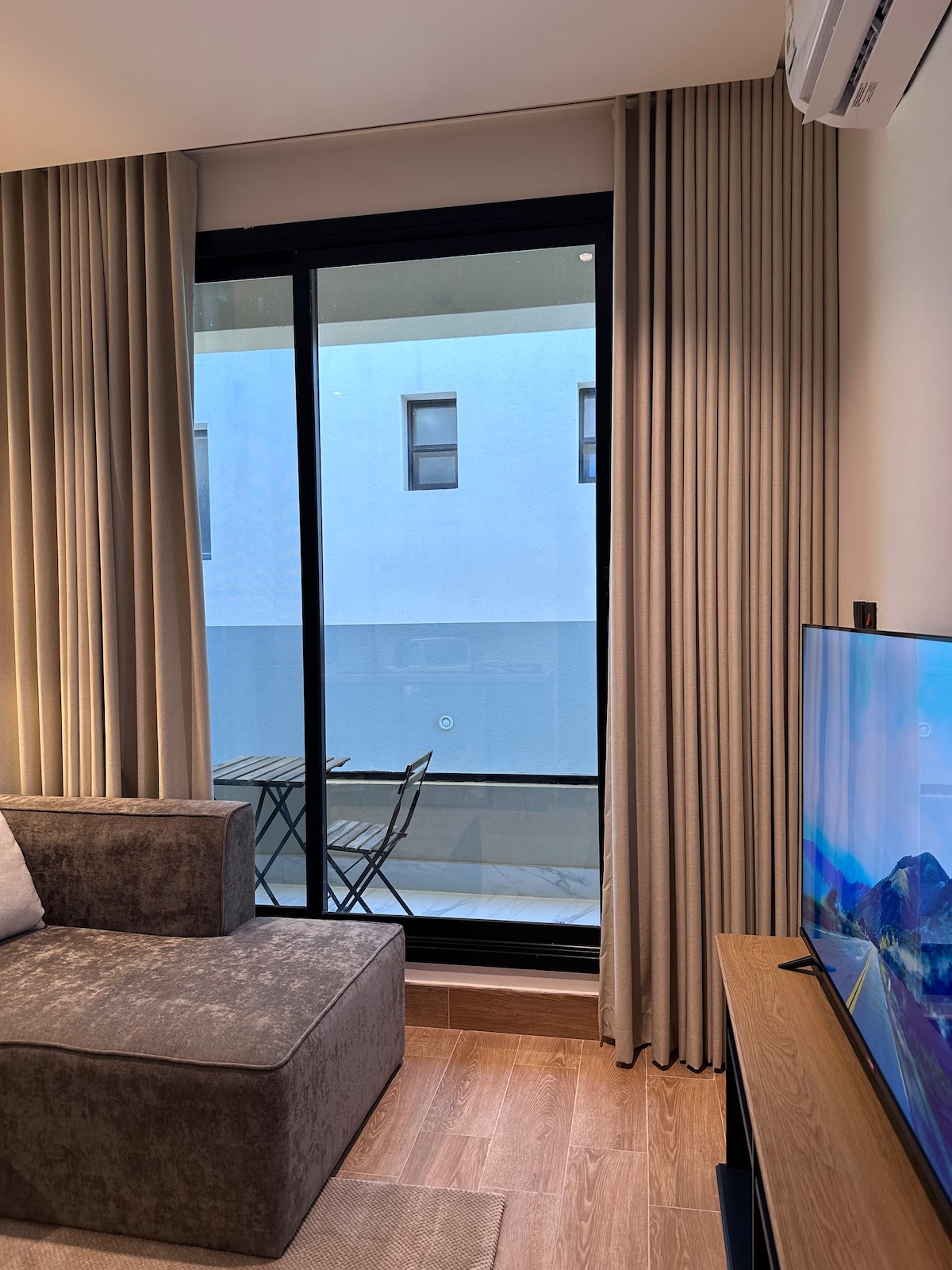 Narjis C - Luxury and elegant apartment with boutique design N 214 ...