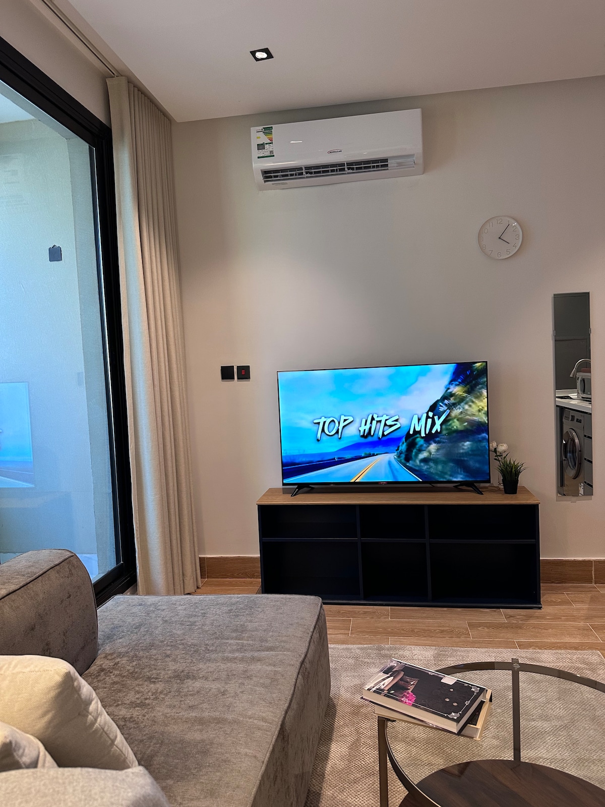 Narjis C - Luxury and elegant apartment with boutique design N 214 ...