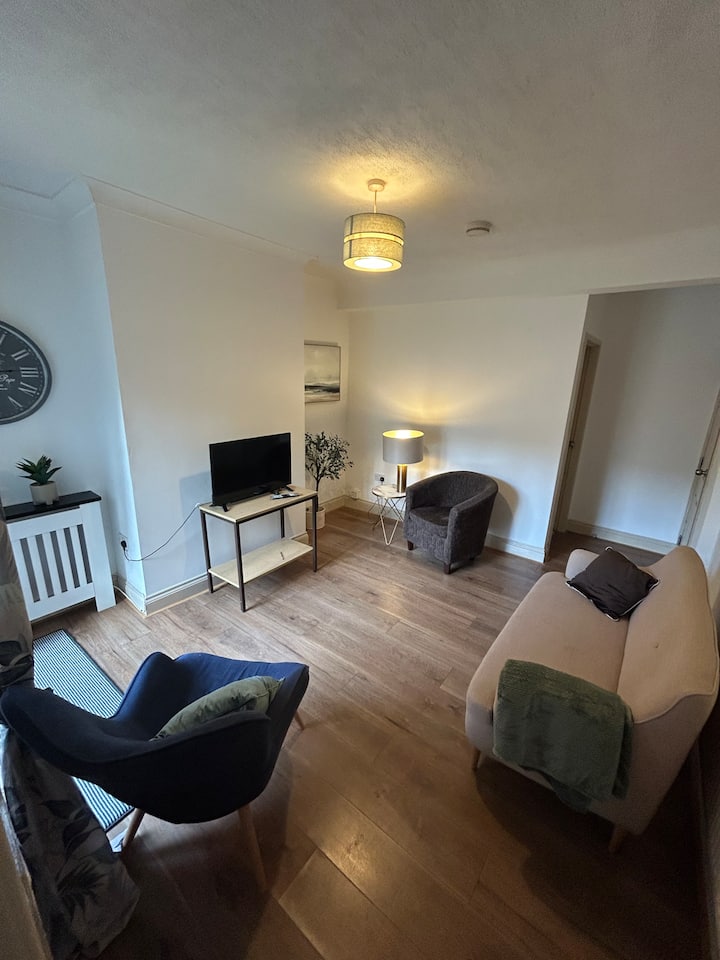 Kettering 4 Bed - Good Value - Kettering