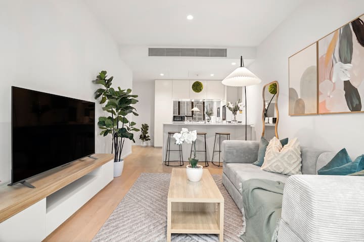 Luxury 2br Southbank |Pool, Gym, Free Trams Nearby - 세인트 킬다