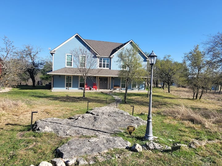Private Country House Retreat 15 Acre Ranch - Clifton, TX