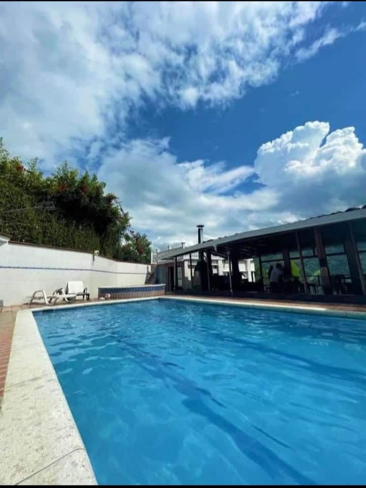 Escelente Finca A Solo 35 Minutos De Medellin - Girardota