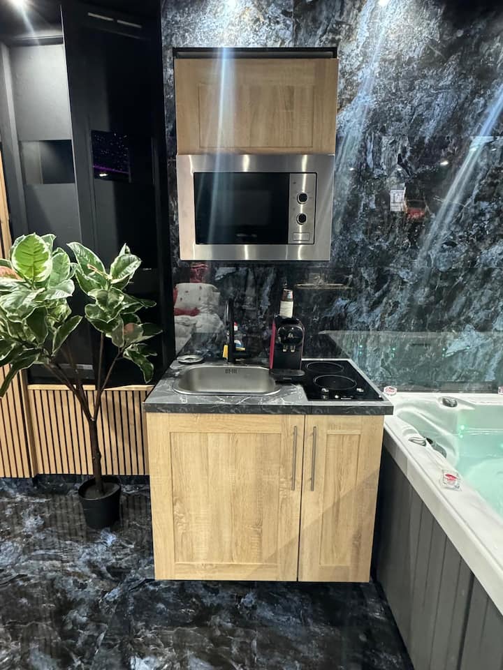 Appartement Studio Avec Jacuzzi - Choisy-le-Roi