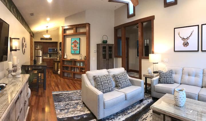 Luxury Mountain Villa At Grand Idyllwild - Idyllwild-Pine Cove, CA