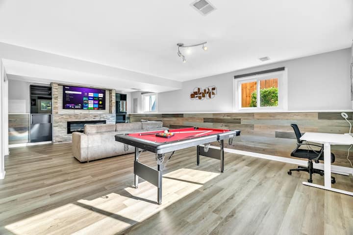 4br Home Near O’hare | Mid-term Friendly - Elmhurst, IL