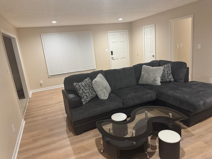 5 Bedroom 3 Bath Property With 2 Full Kitchens - Kennesaw, GA