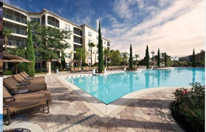 Disney Condo: Pool + Free Parking + Full Kitchen - Orlando, FL