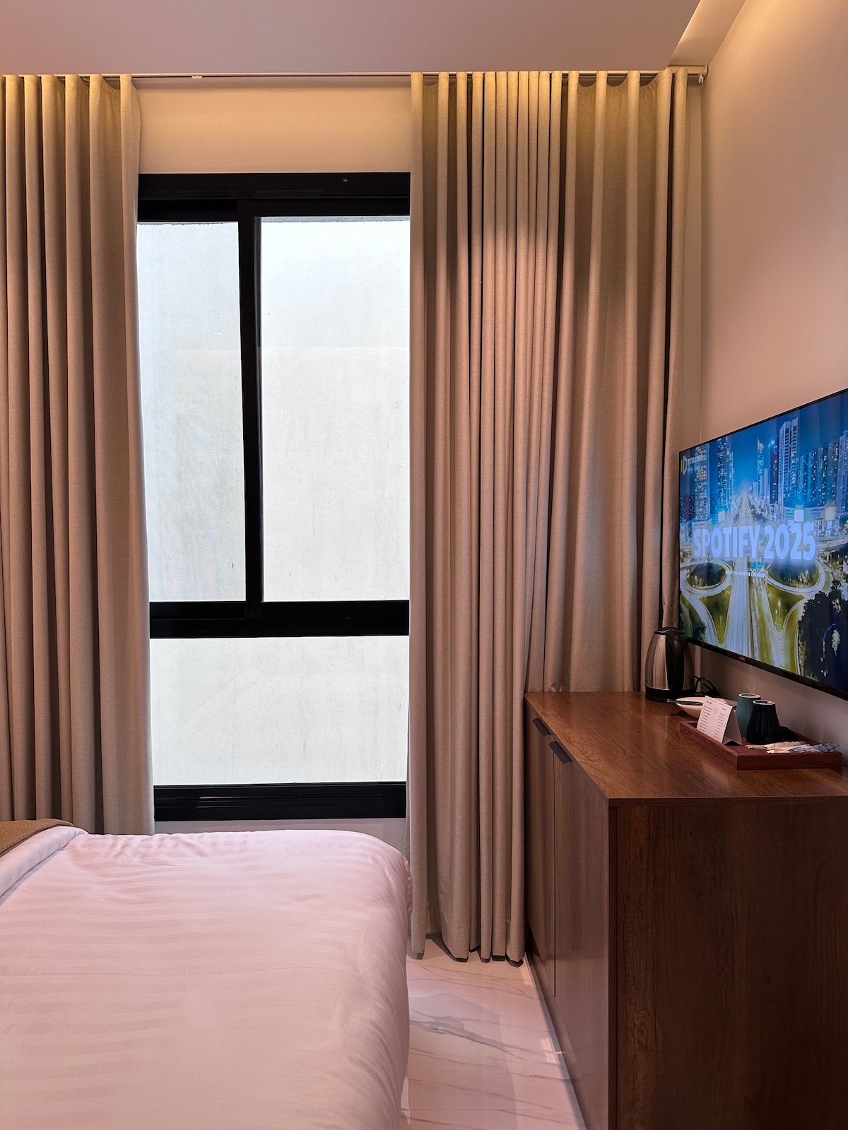 Narjis C- Elegant and gorgeous studio with modern design N 115# - Flats ...
