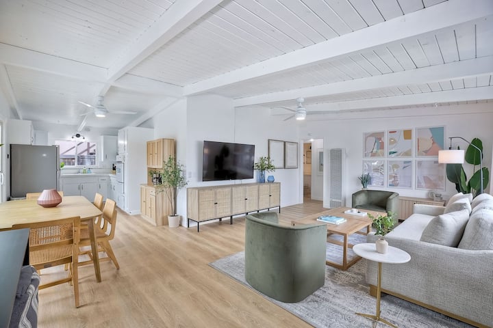 Carlsbad Beach Walk- 3 Mins To Beach - Carlsbad, CA