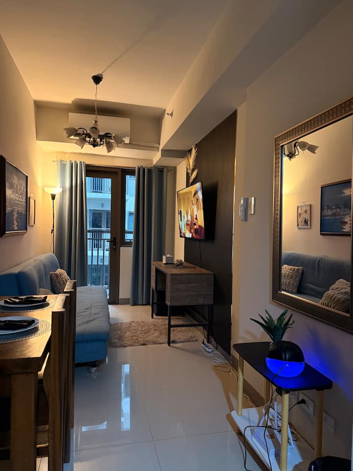 Elegant 1br Suite Wsofabed/kitchen >Moa/ikea/naia - Pasay