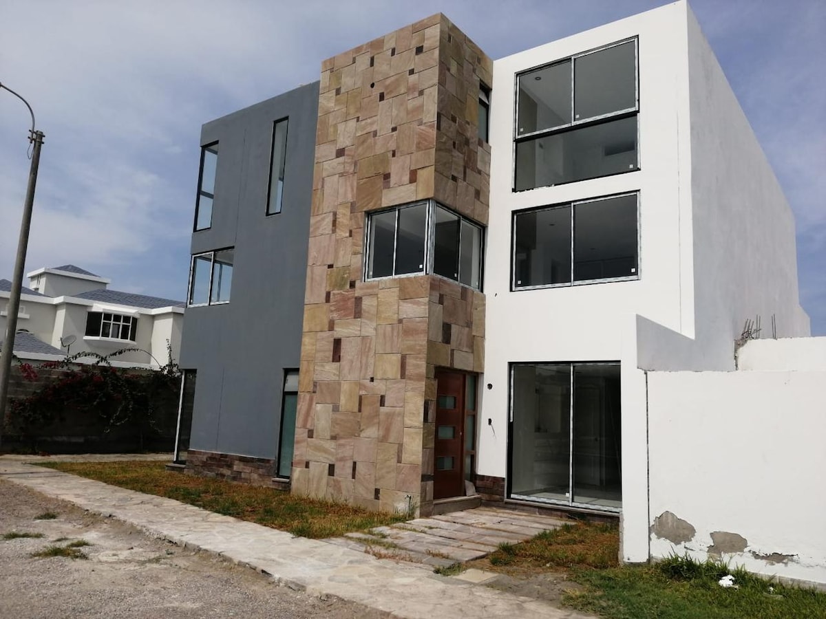 Wunderschönes Haus in Flamencos Mejia - Häuser zur Miete in Islay ...