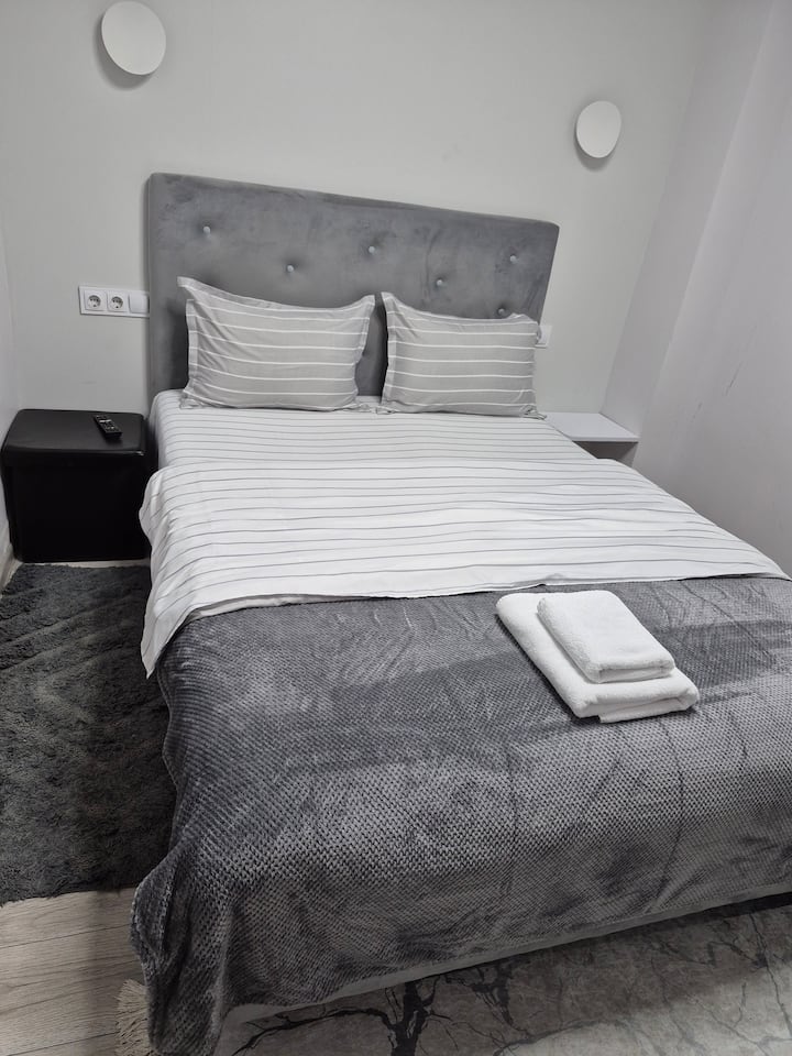 Cameră Mică Privata - Chișinău