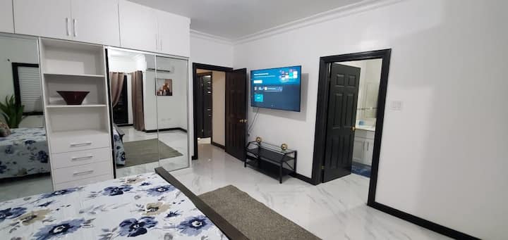 Elegant Escape - Kingston, Jamaica
