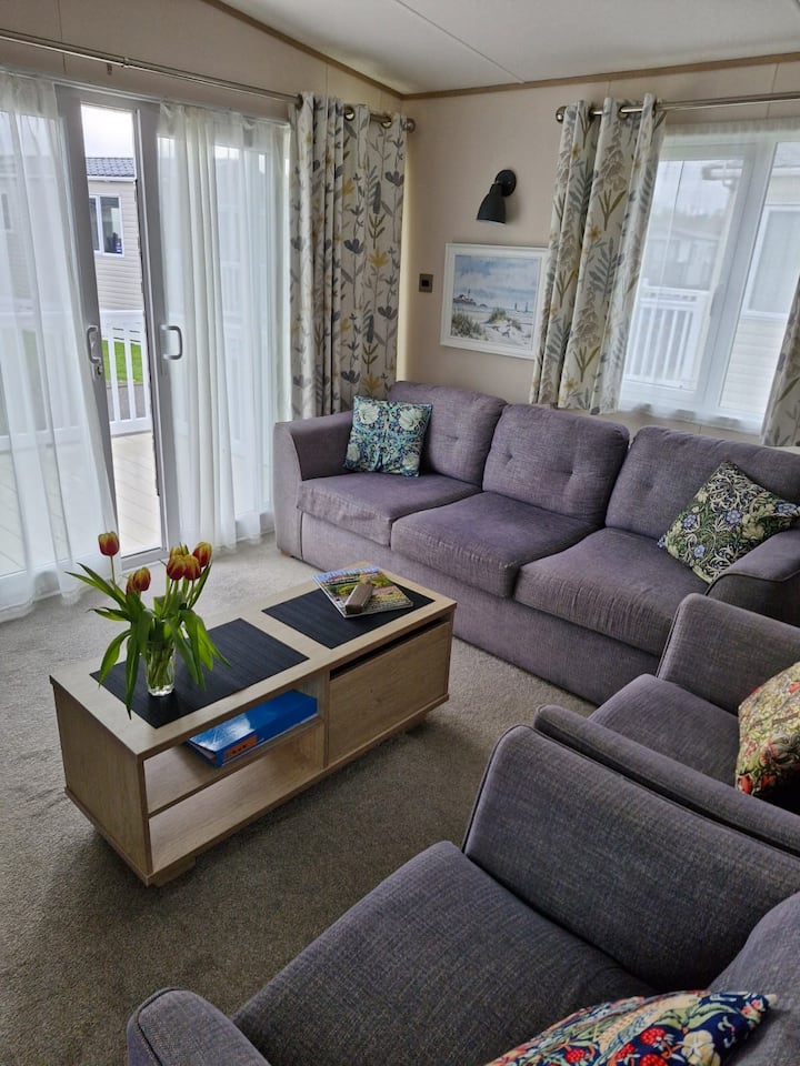 Seaside Lodge — Well Equipped Holiday Home - Fowey