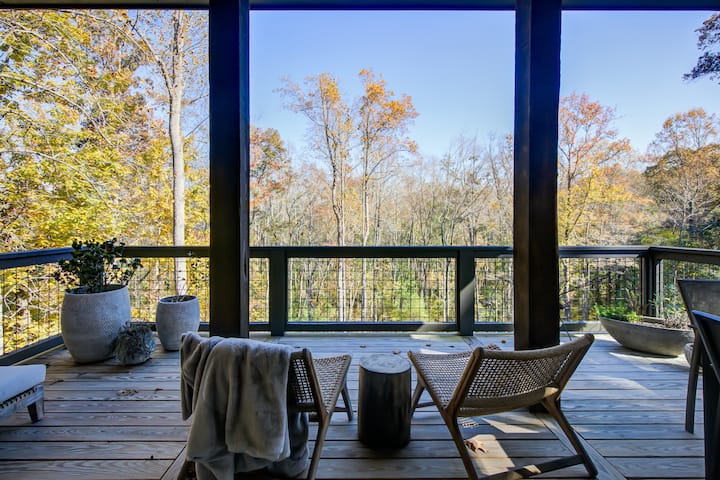 Sunrise Canopy Home - Peachtree City, GA