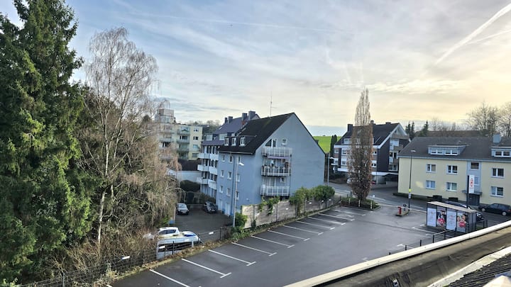 Modern Room • Ideal For Work & Rest-gym & Balcony - Hattingen
