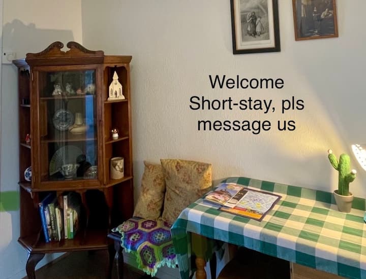 Calm House Near Green, Shops, Town & Free Parkings - Cheltenham