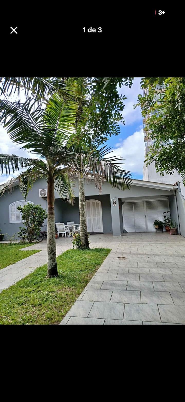 Casa Ampla A 2 Quadras De Torres - Torres