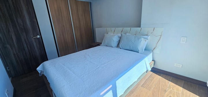 Buen Espacio, Cómodo Y Elegante. - San José