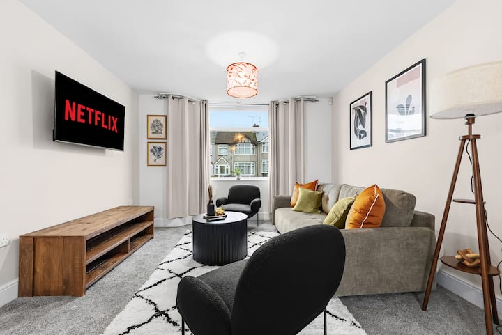 Cosy 3br Home In The Heart Of Coventry - Coventry