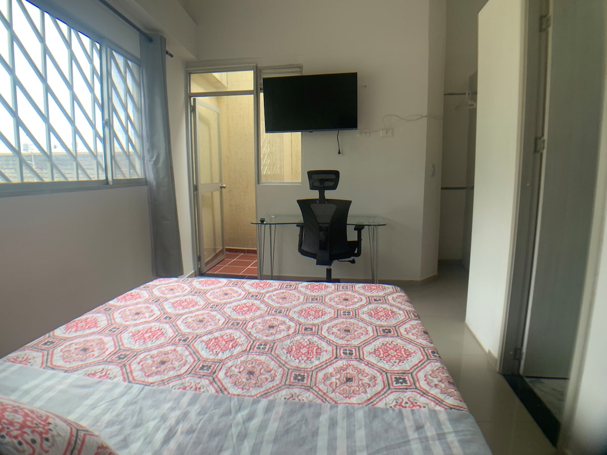 Appartement dans le mile d'or, restaurants, centres commerciaux ...